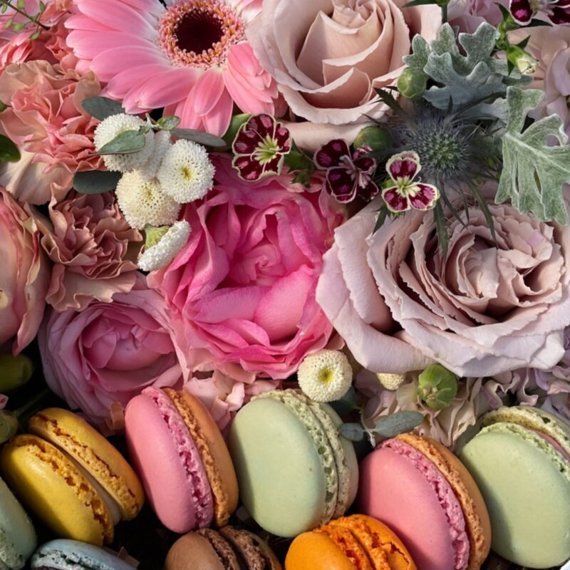 Splendid Blooms & Macarons – MA Floral